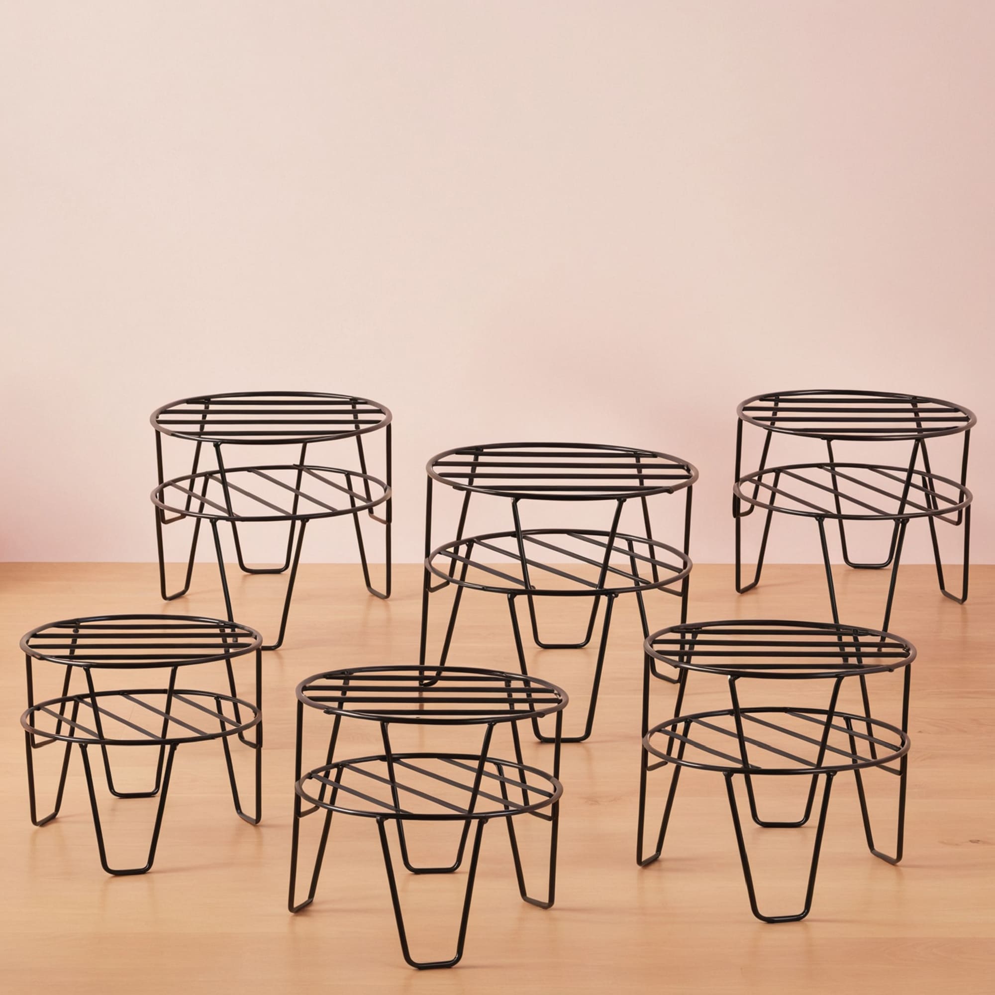 Buy Arc Round Metal Plant Stand Online | Elegant & Durable Design | Ugaoo