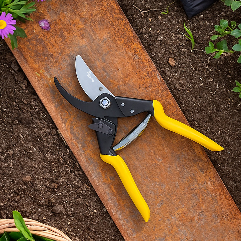 Heavy Duty Bypass Pruner – Ugaoo